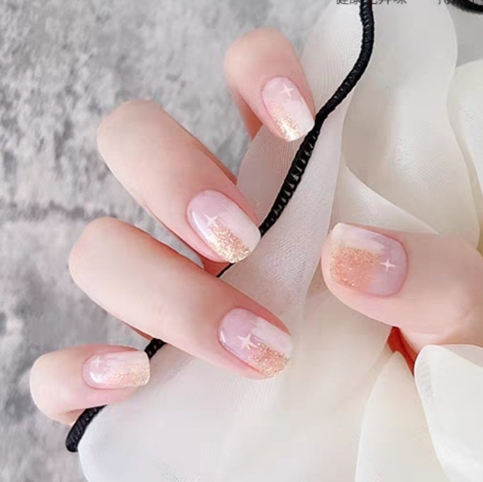 Sparkling Magic – The Real Gel Nails